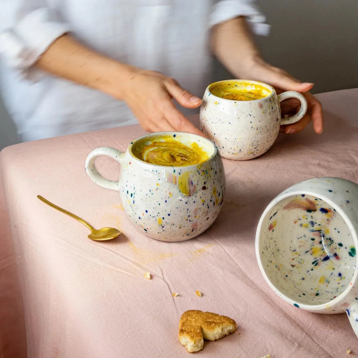Party Ball Mug 17oz / 500ml, White | lily & onyx